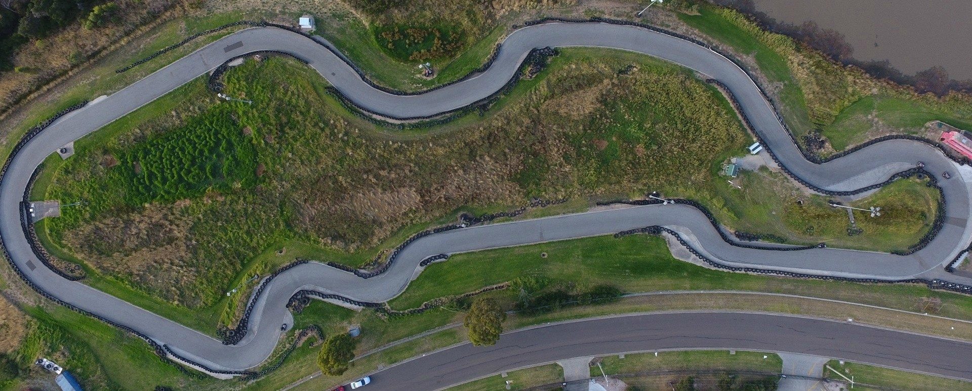 LAKESIDE TRACK - Le Mans Entertainment Melbourne